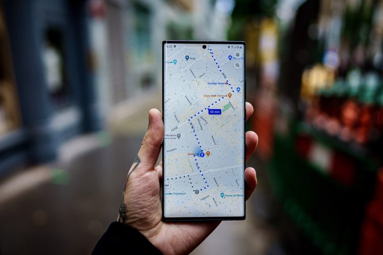 How To See Traffic Lights on Android Google Maps - DroidViews